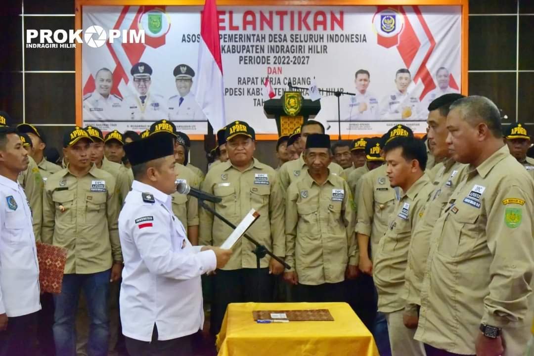 Bupati Hadiri Pelantikan APDESI Inhil - Segmen News